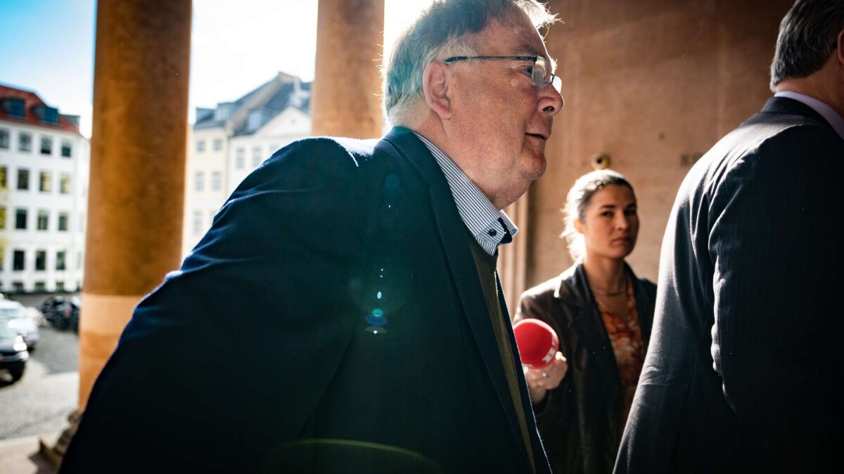 Byretten skal i dag afgøre, om dørene skal åbnes i sagen mod Claus Hjort: 'Befolkningen må undre ...