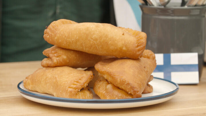 Lihapiirakka - Finske pirogger med oksekød - Få opskriften her | Brdr ...