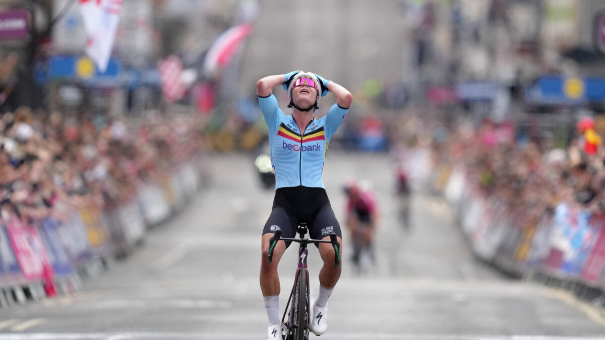 KILOMETER FOR KILOMETER Stærk belgier er ny verdensmester: Uttrup ...