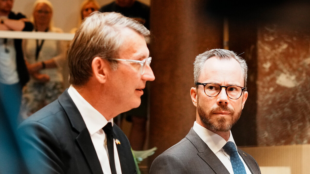 LIVE: Rokade i regeringen: Jakob Ellemann-Jensen og Troels Lund Poulsen ...