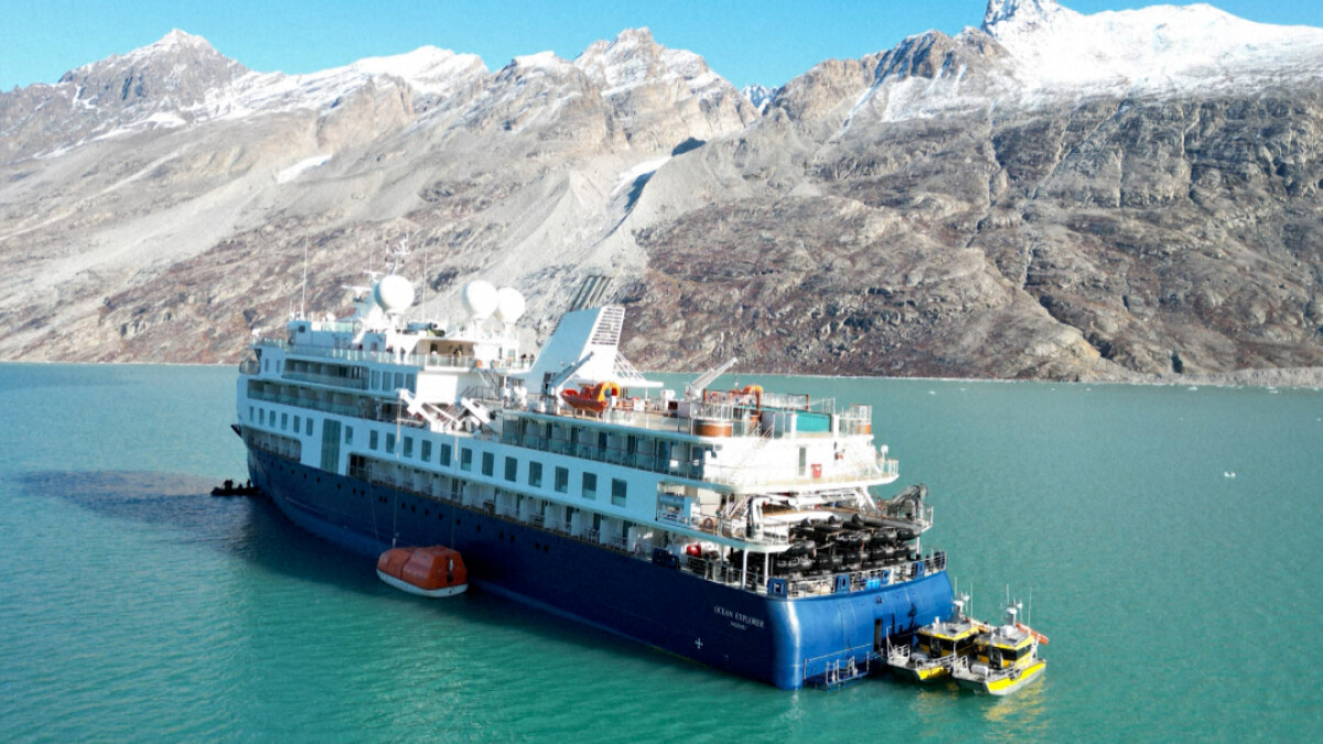 Krydstogtskib med 206 personer ombord er trukket fri i Østgrønland ...