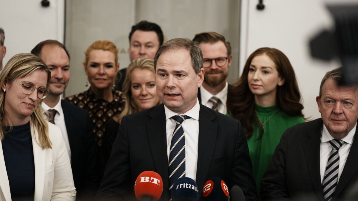 Aftale om skattelettelser for ti milliarder på plads | Politik | DR Aftale om skattelettelser for ti milliarder på plads | Politik | DR
