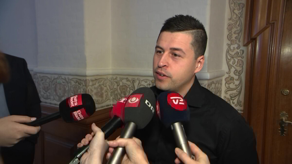 Mike Fonseca tilbage på Christiansborg: 'Vi elsker hinanden' | Politik | DR